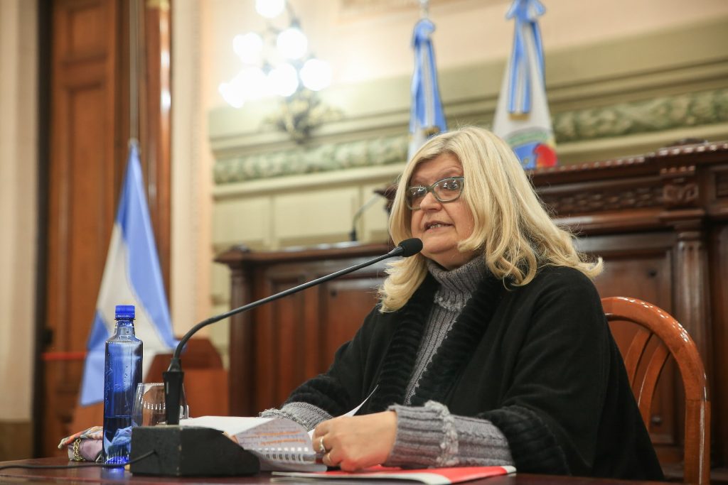 El espacio Bases se diferenció de la postura "decepcionante y ...