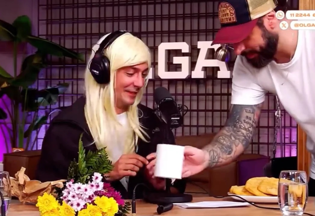 Furor en las redes: Caro Pardíaco compartió mate cocido con torta frita con Roberto Galati | El ...