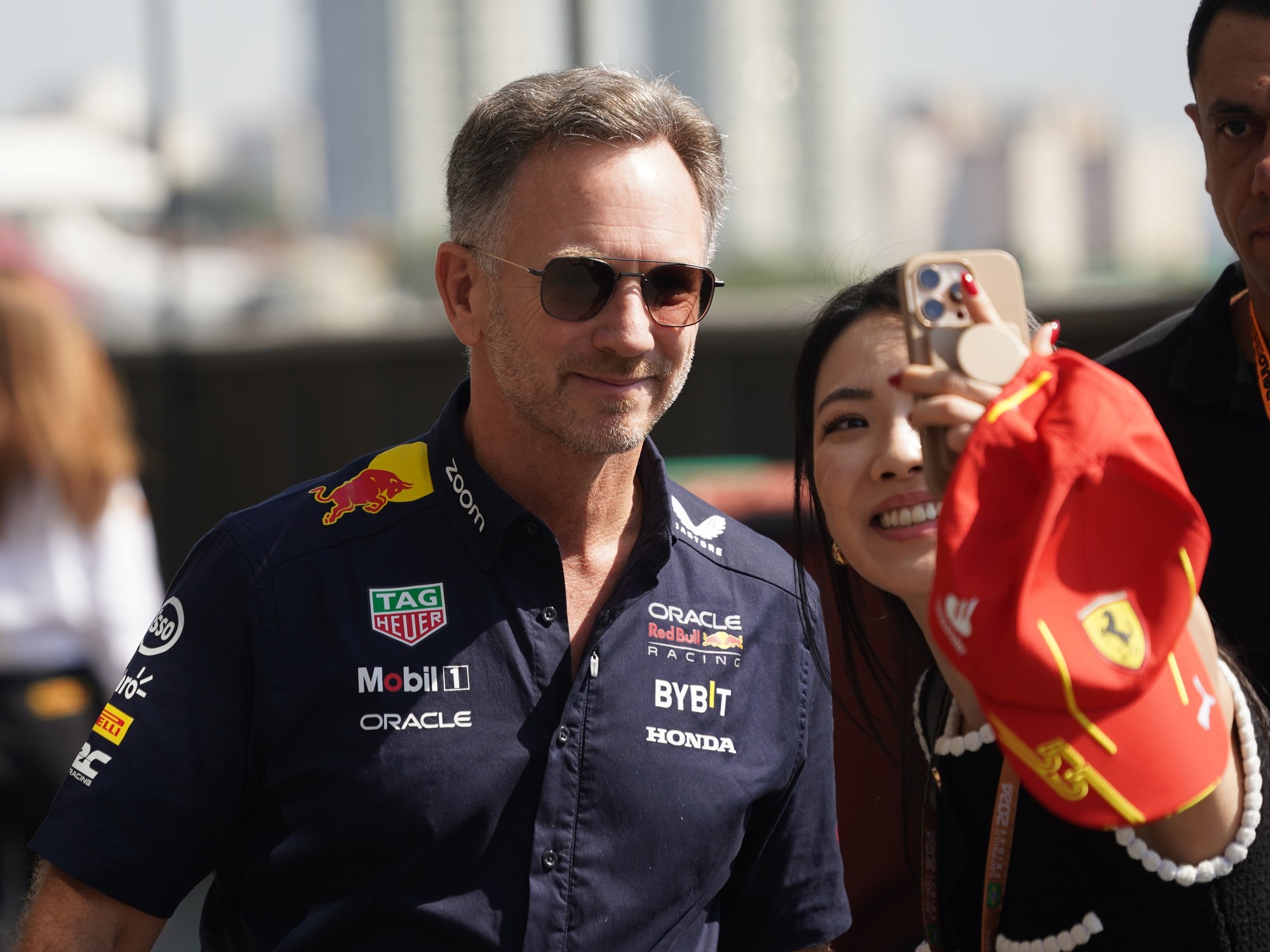 El jefe de Red Bull visitó al equipo Williams en medio de los rumores por la salida de Colapinto ...